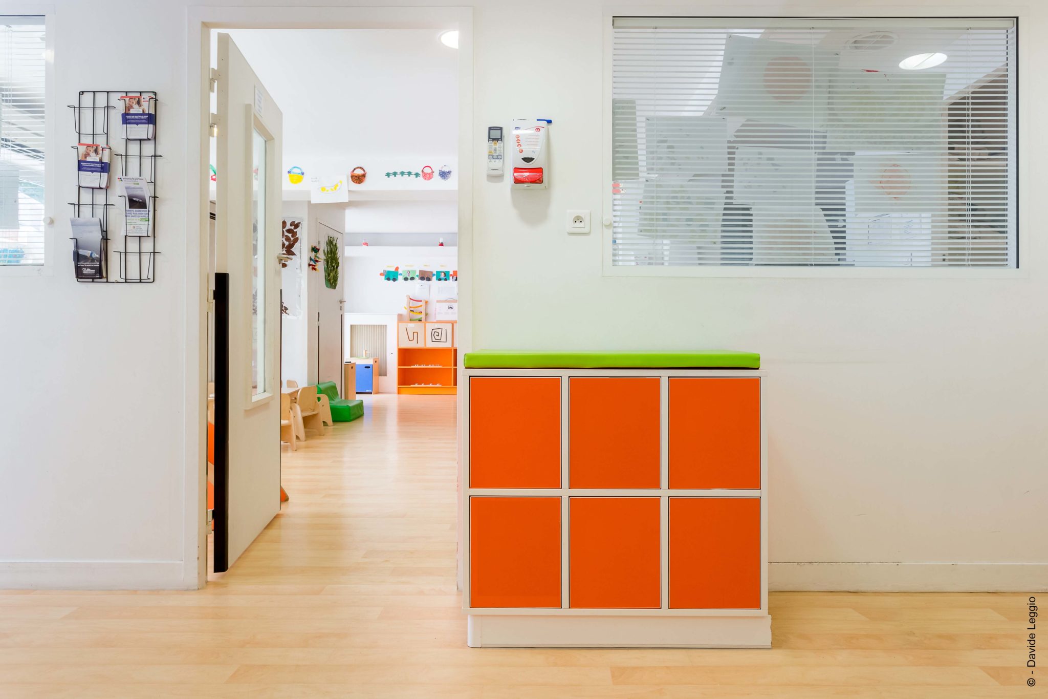 Crèche Petits Chaperons Rouges Javel Paris